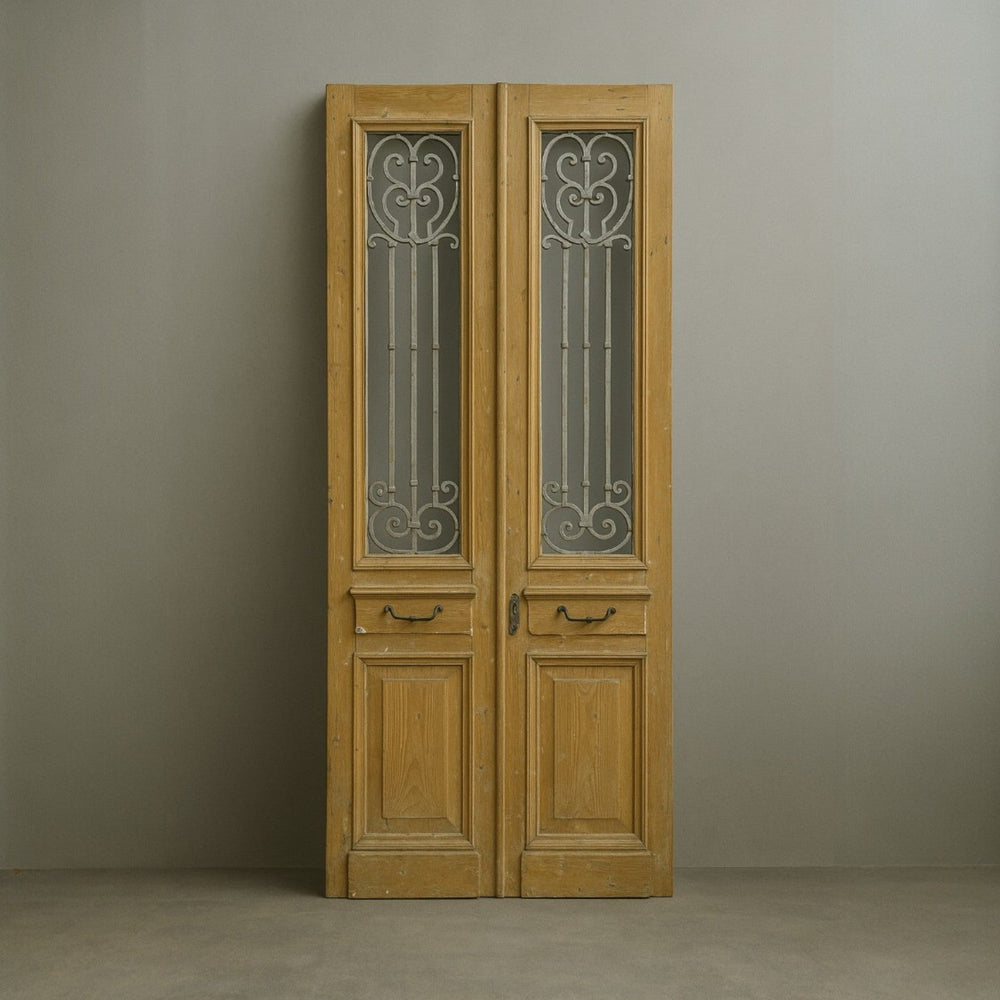 Magnolia Antique Door Co. | Vintage Doors & Accents